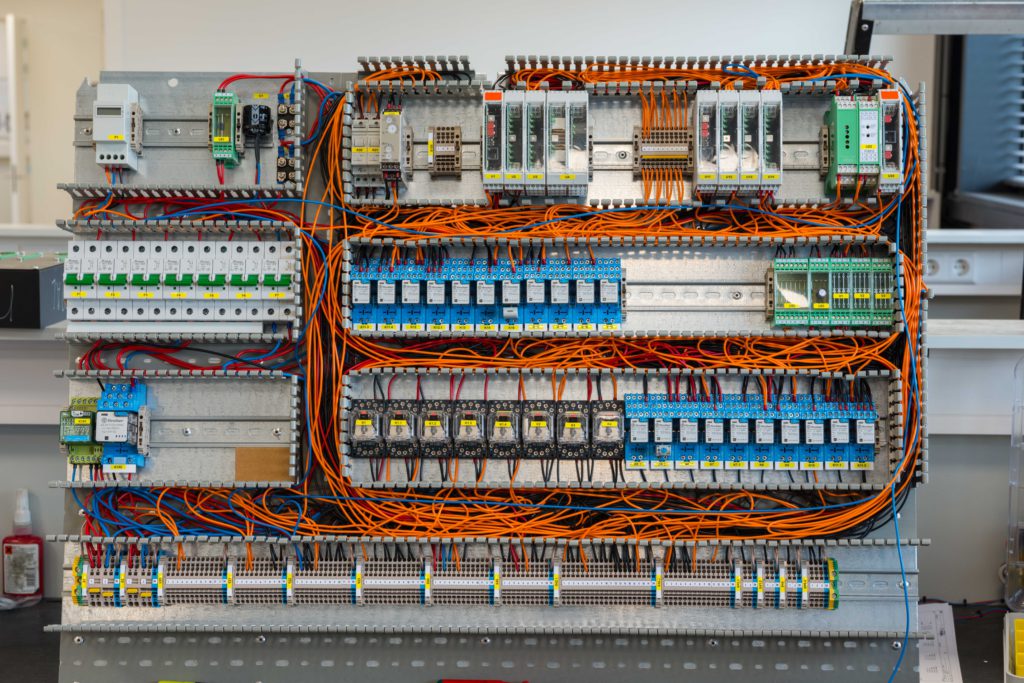 Homepage - RovandaRovanda | Handel en Techniek